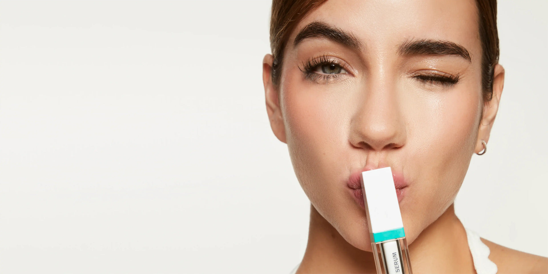 ABOUT US – fLASH Cosmetics